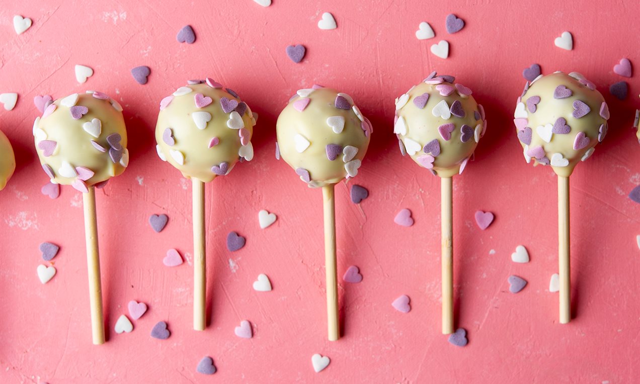 Super Waarom Cake Pops Video Game Character Inspired Cake Pops